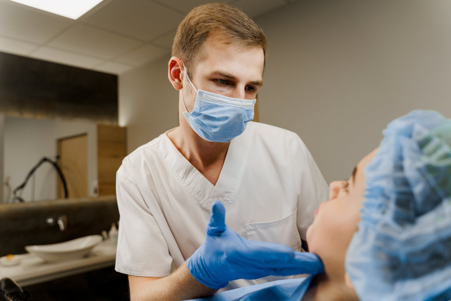 Erin Moriarty Plastic Surgery: Starlight Role in "The Boys" | Dr ...